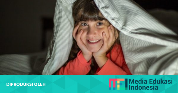 Bahaya yang Mengancam Jika Suka Main Ponsel Sebelum Tidur!