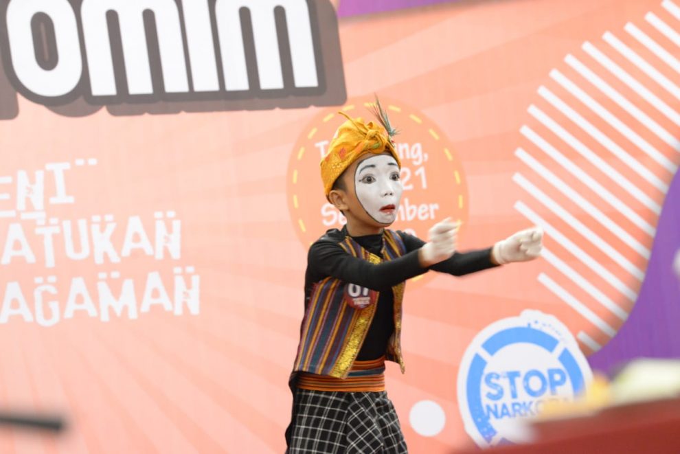 Mengenal Pantomim: Pengertian, Ciri-Ciri, dan Teknik Dasar - Media ...